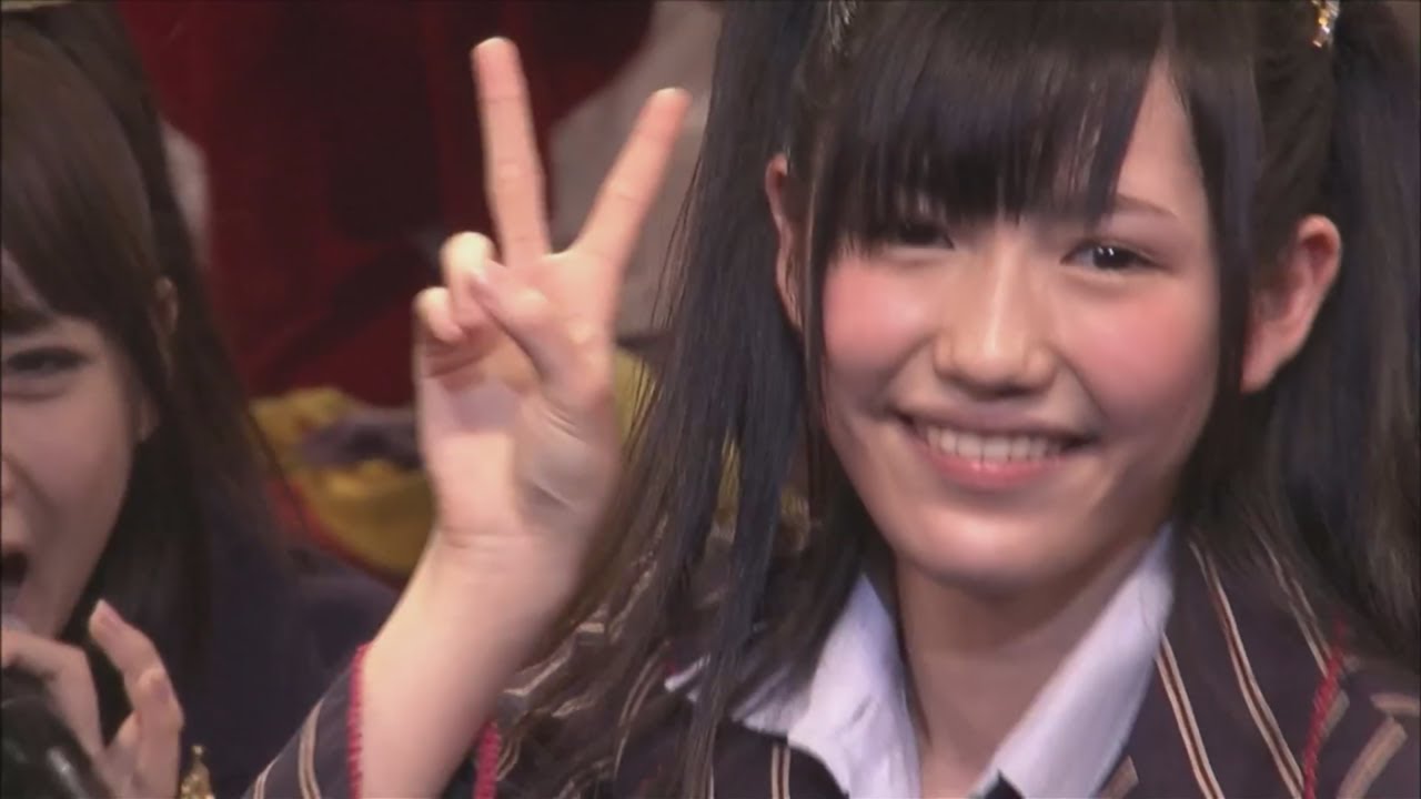 AKB48 Team B 初日 - Moe Zine