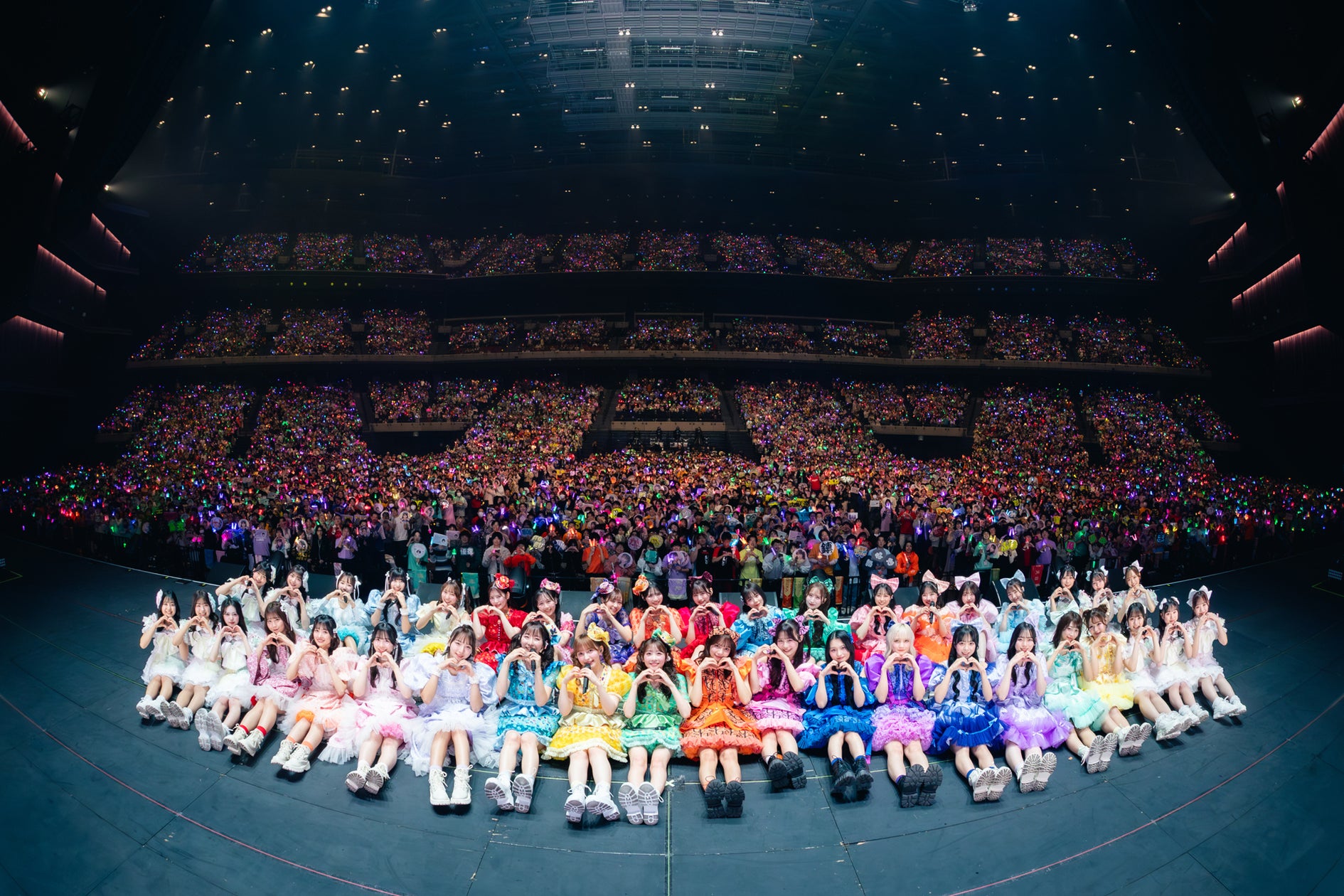 KAWAII LAB.3周年ライブが大盛況で終幕！ FRUITS ZIPPER、CUTIE STREETら総勢38名で「わたしの一番かわいいところ」をパフォーマンス - Moe Zine