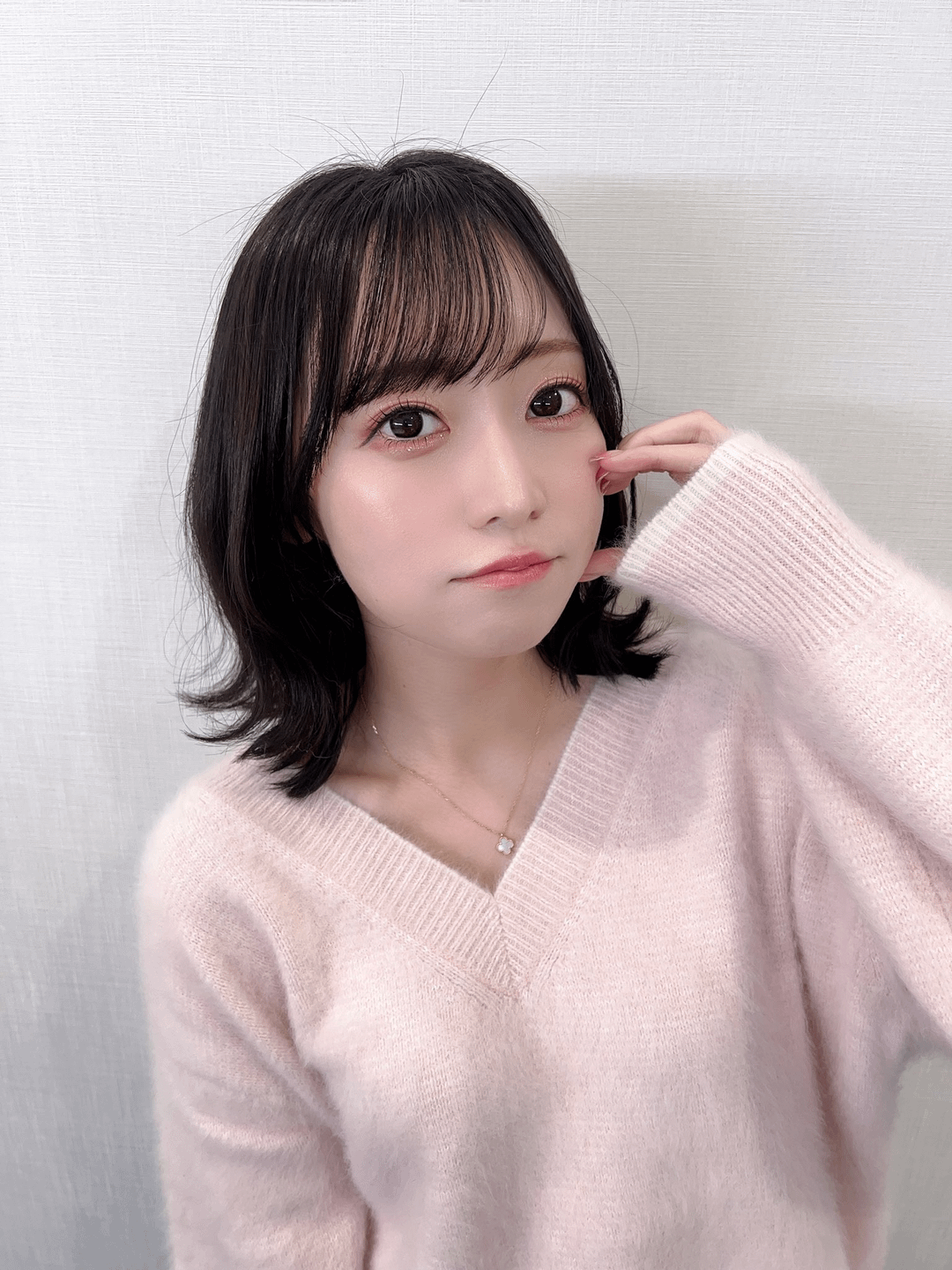 Ishitobi Erika from FuwaTobi #23 - Moe Zine