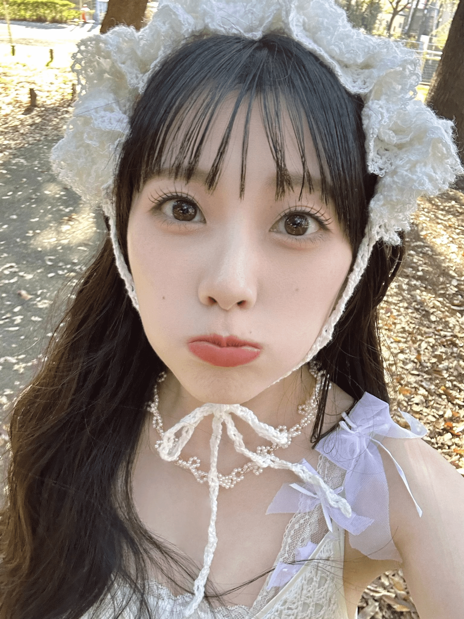 Yuina: 👶🏻🫧🤍.･* - Moe Zine