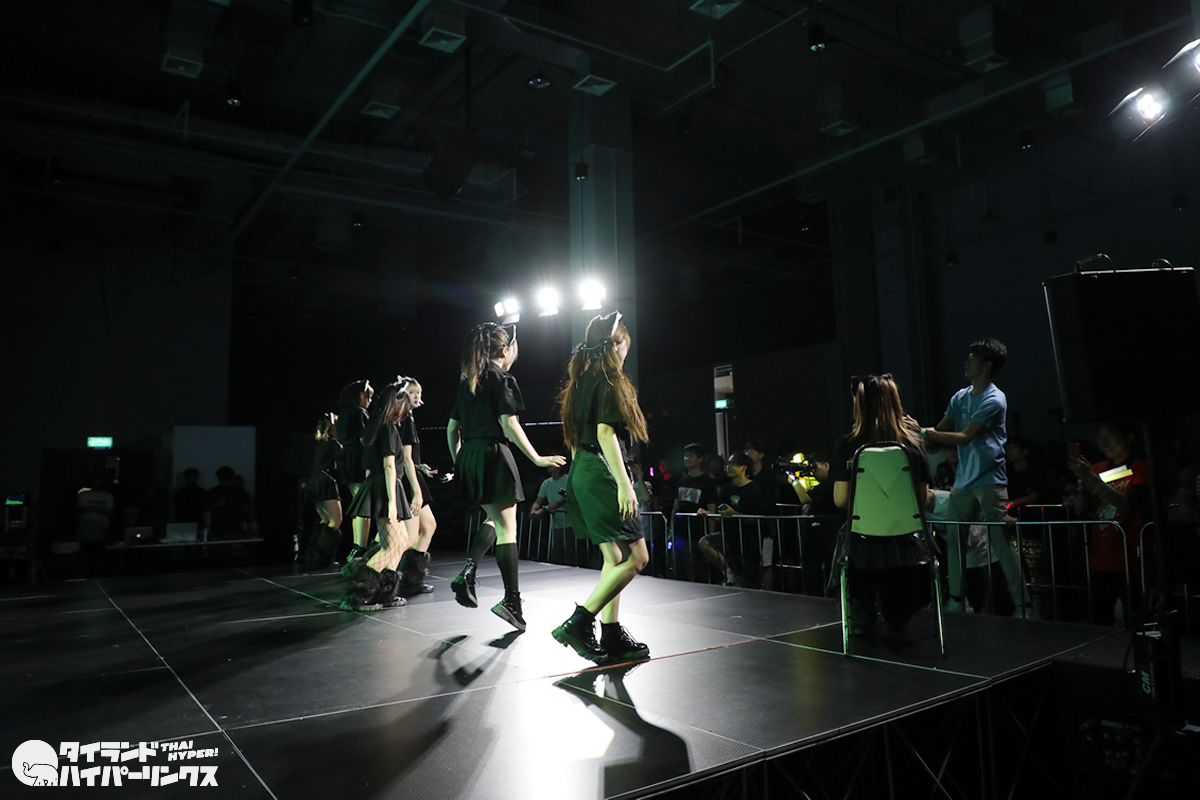 タイのアイドル Yami Yami（闇闇）が「Ikinari Tell Me Fest」に登場 - Moe Zine